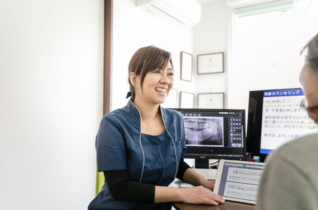 現役歯科医解説!根管治療の薬がもたらす不安や痛みの原因と対処法!